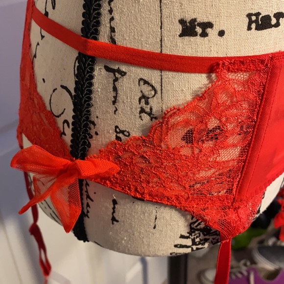 PINK Victoria's Secret | Intimates & Sleepwear | Victorias Secret Red ...